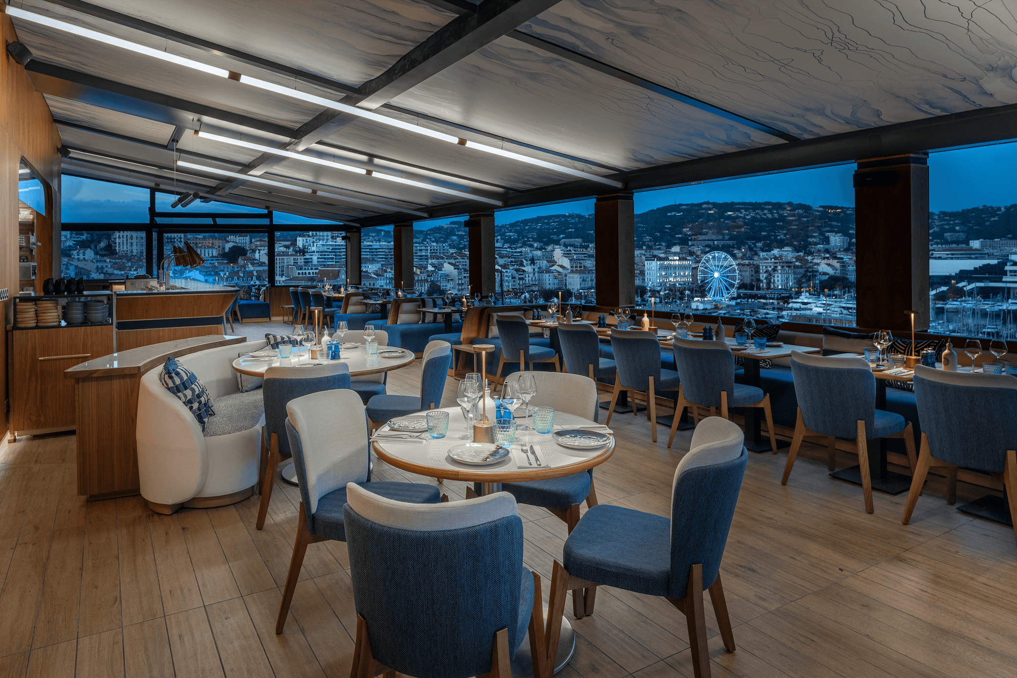 Elegant Rooftop Terrace With Scenic Views for Upscale Gatherings